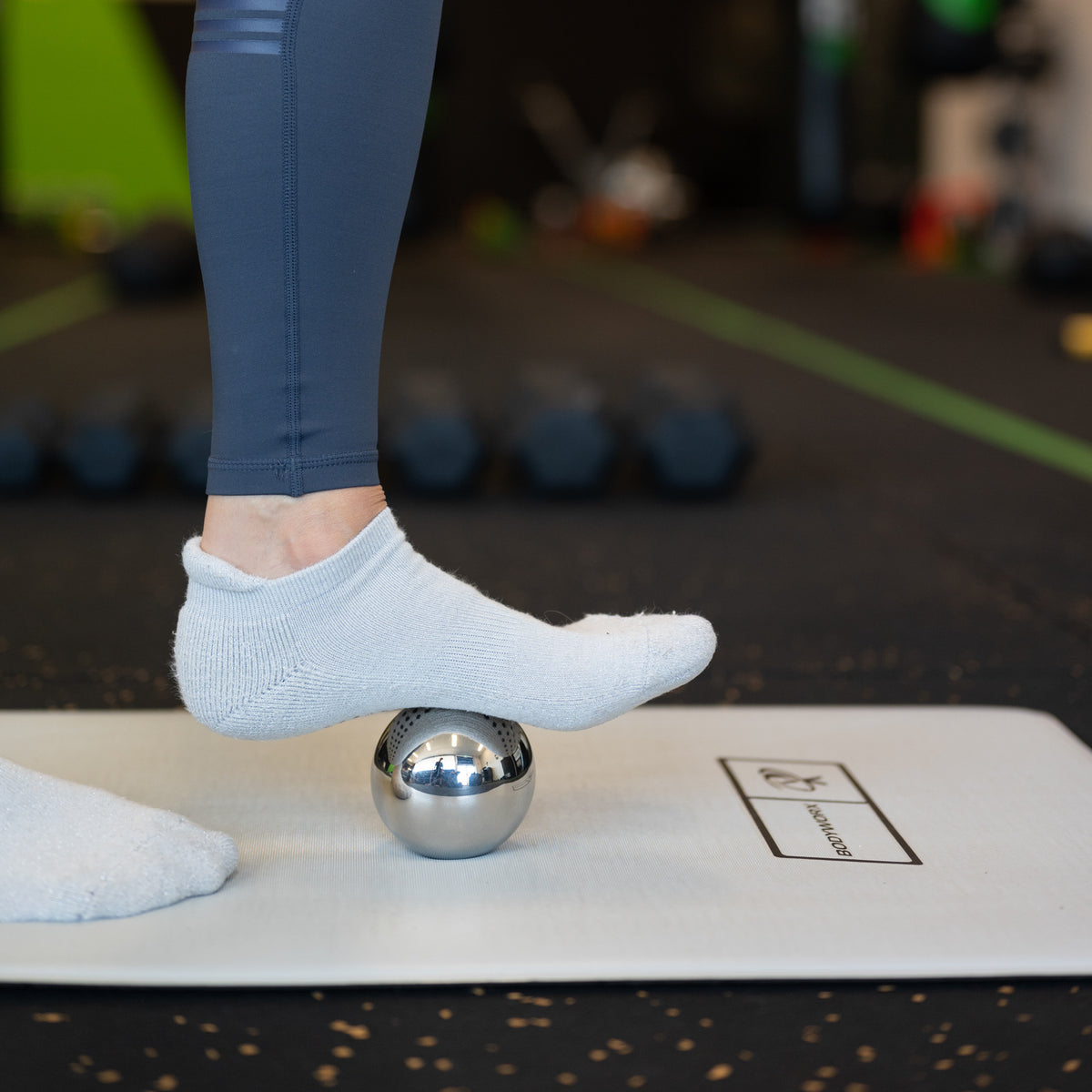 Alleviate Foot Pain and Plantar Fasciitis with Myoball: The Ultimate H ...